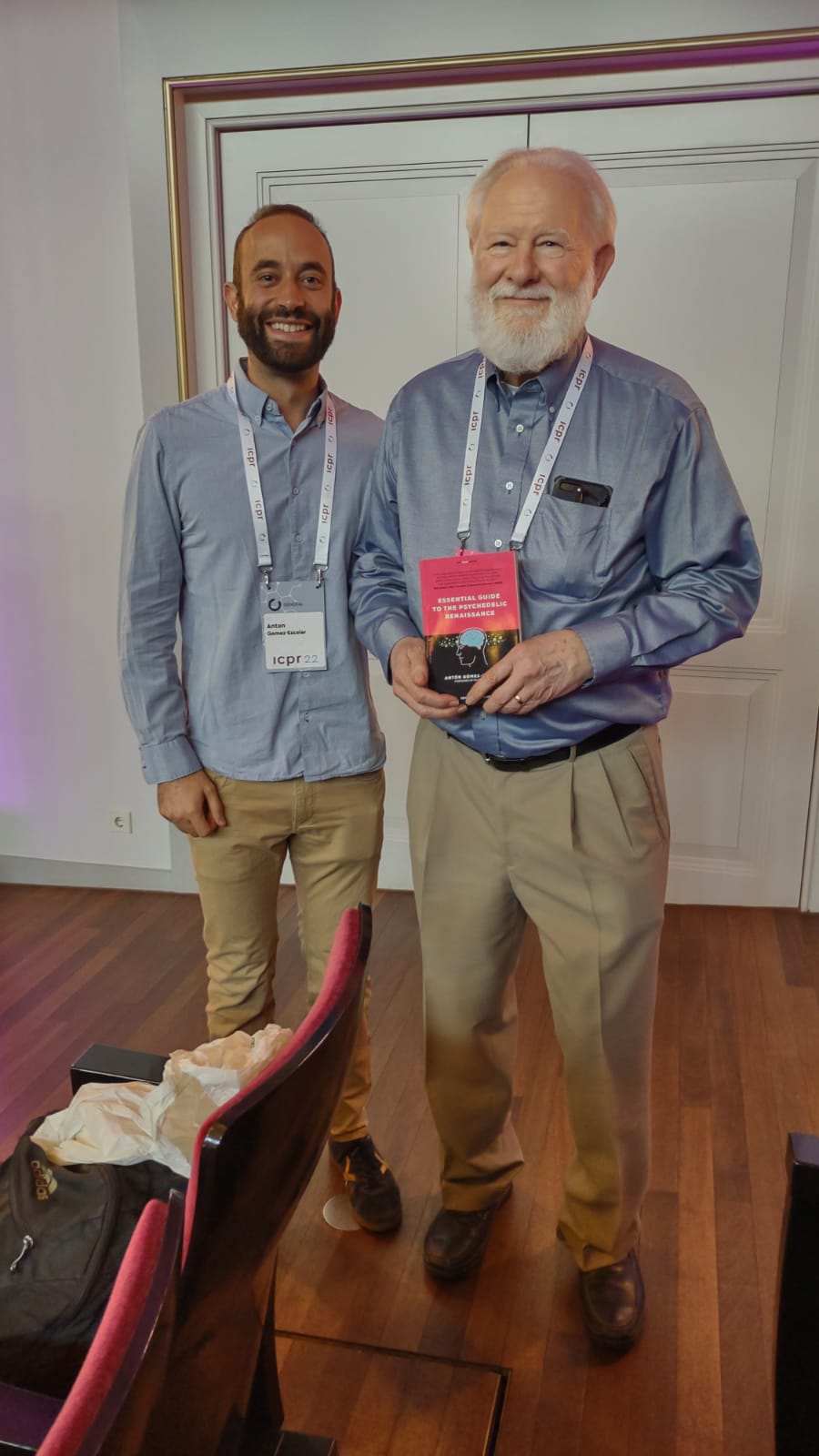 Conoce a: David Nichols